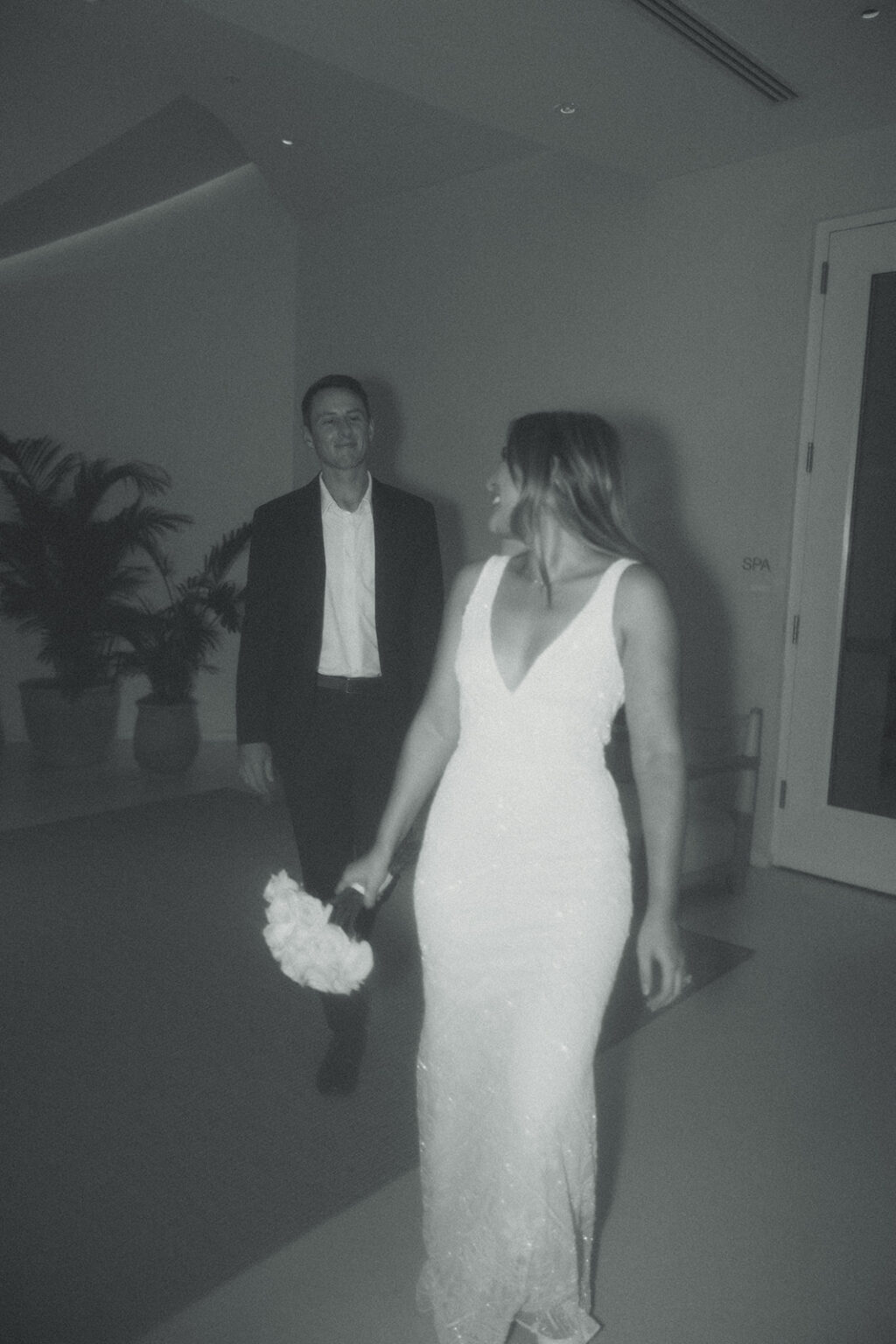 An Intimate Elopement at The Miami Beach EDITION - aileenayalaphoto.com