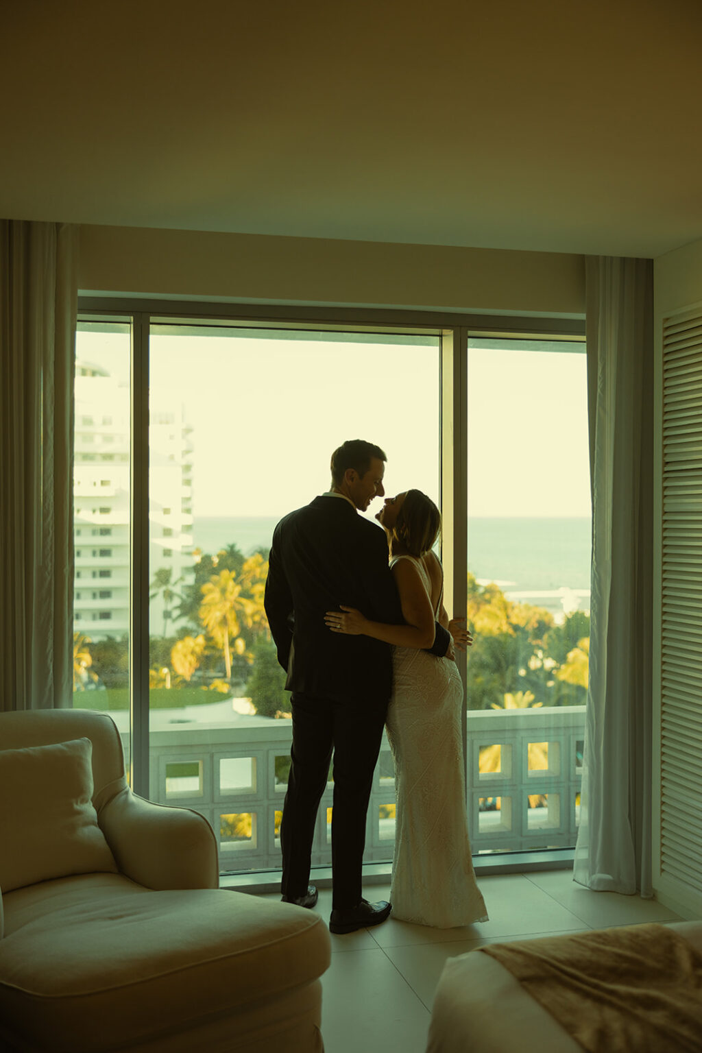 An Intimate Elopement at The Miami Beach EDITION - aileenayalaphoto.com
