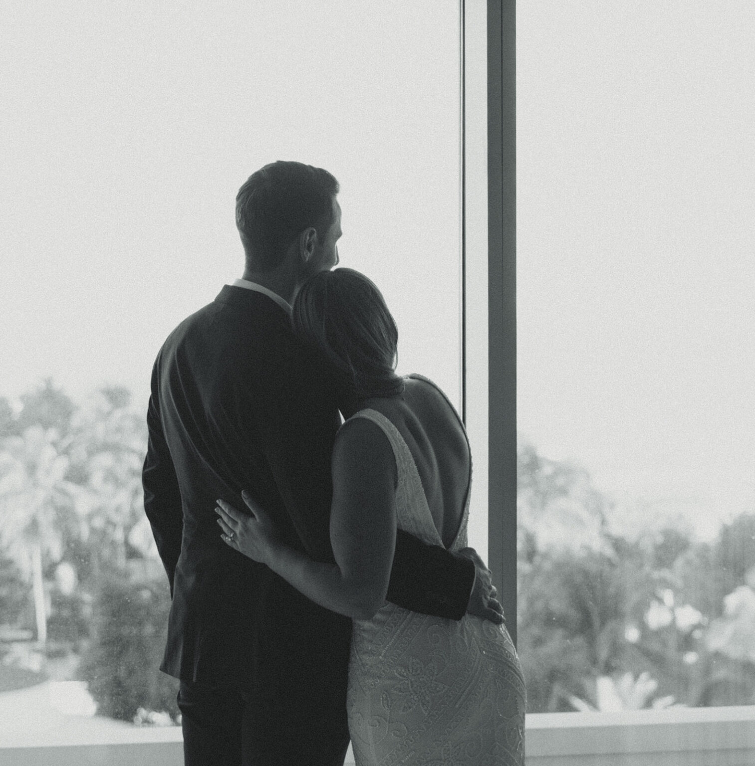 An Intimate Elopement at The Miami Beach EDITION - aileenayalaphoto.com